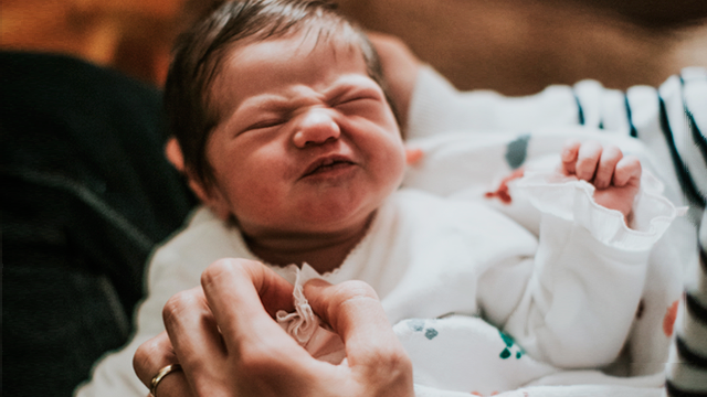 Bebé a chorar? Conheça a causa através do tipo de choro | ACP