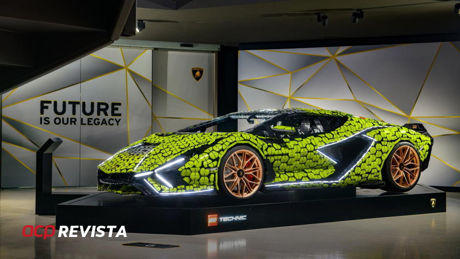 Um Lamborghini à escala real em peças Lego | ACP